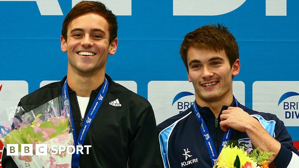 Diving World Series: Tom Daley and Dan Goodfellow win silver in Dubai ...