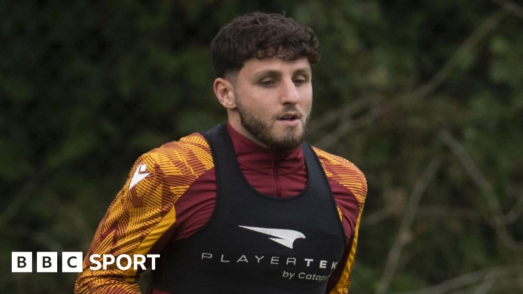 Matt Penney in Motherwell plans 'straight away' - Stevie Hammell - BBC ...