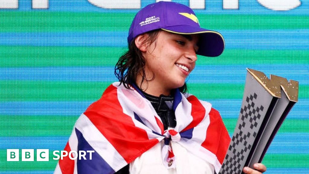 W Series: Is Britain's Jamie Chadwick set to win a third title? - BBC Sport