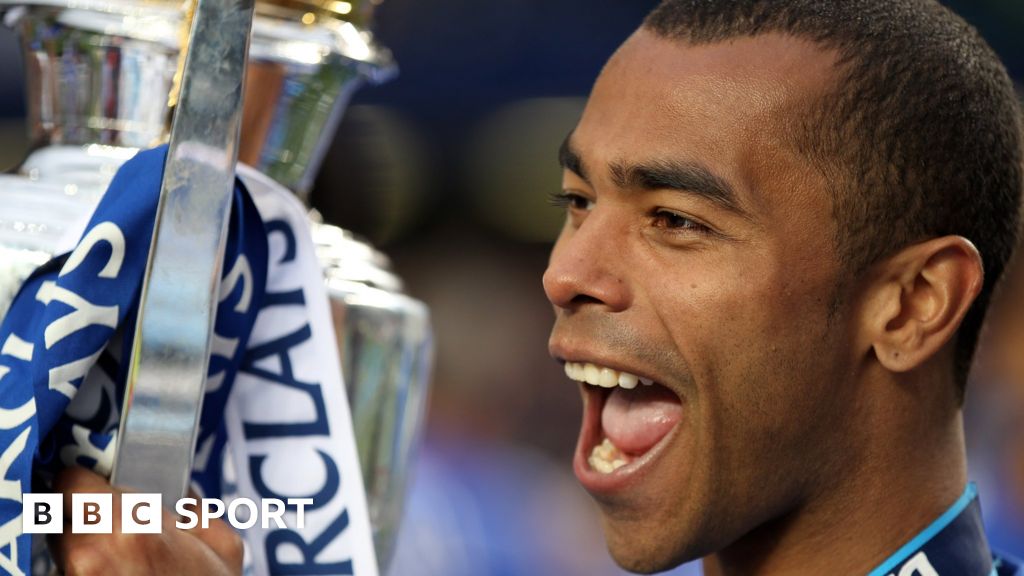 Ashley Cole: Ex-Arsenal, Chelsea and England full-back retires - BBC Sport
