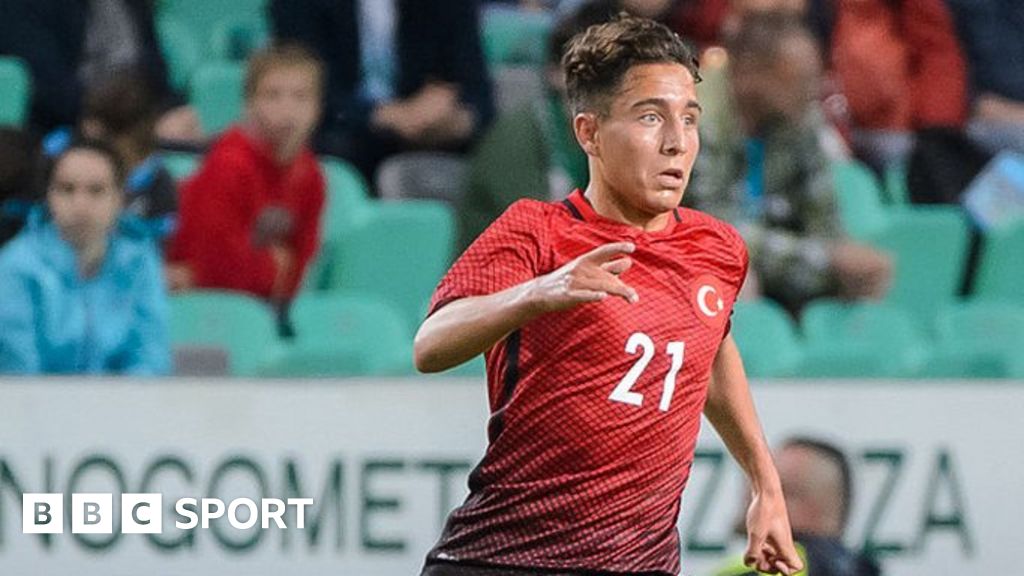 Borussia Dortmund: Emre Mor becomes fourth summer signing - BBC Sport