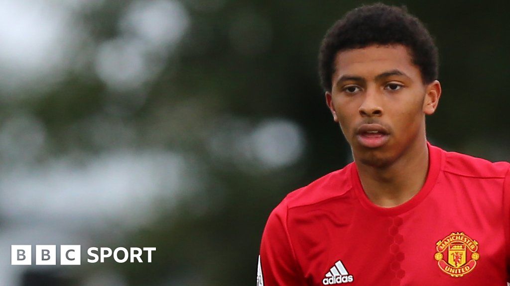Devonte Redmond: Manchester United midfielder joins Scunthorpe - BBC Sport