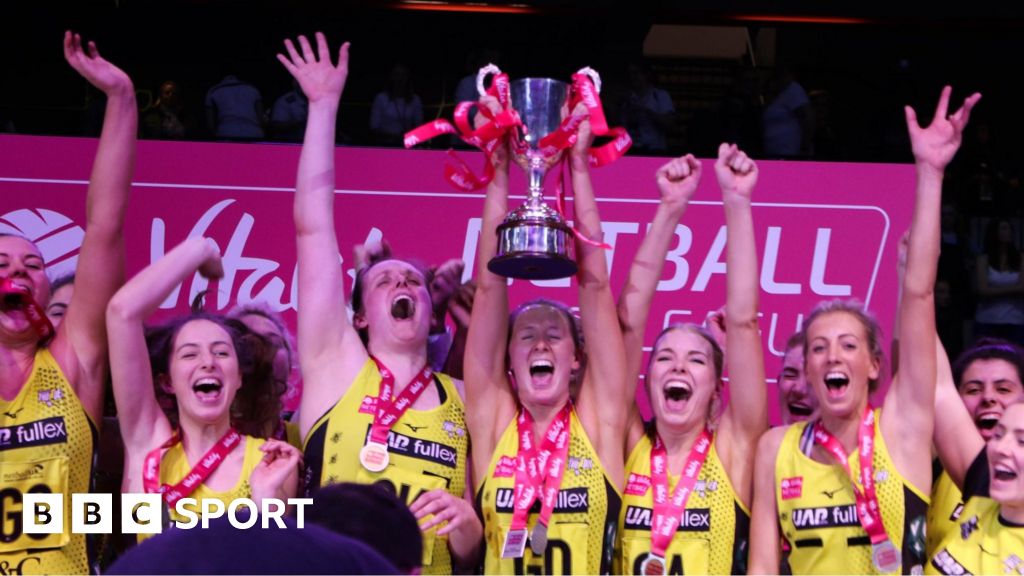 Netball Superleague Grand Final: Manchester Thunder win 57-52 against ...