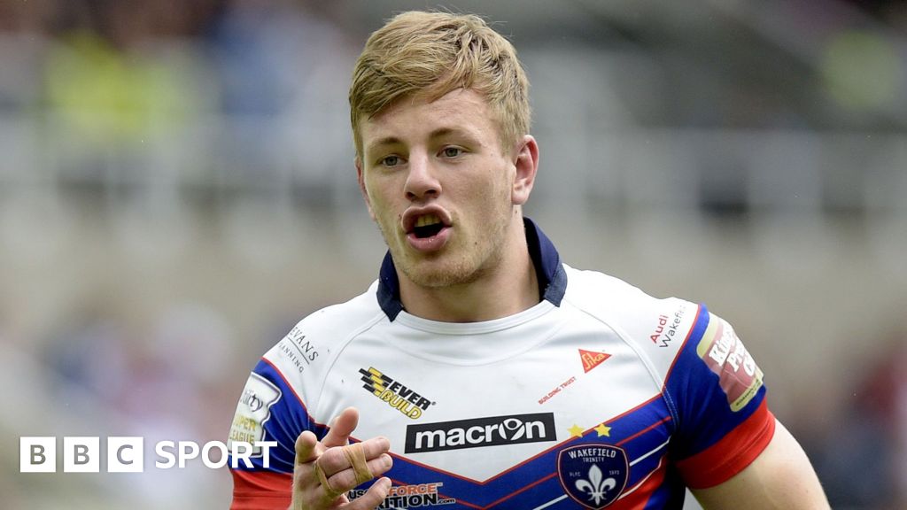 Tom Johnstone: Wakefield Trinity Wildcats winger extends contract - BBC ...