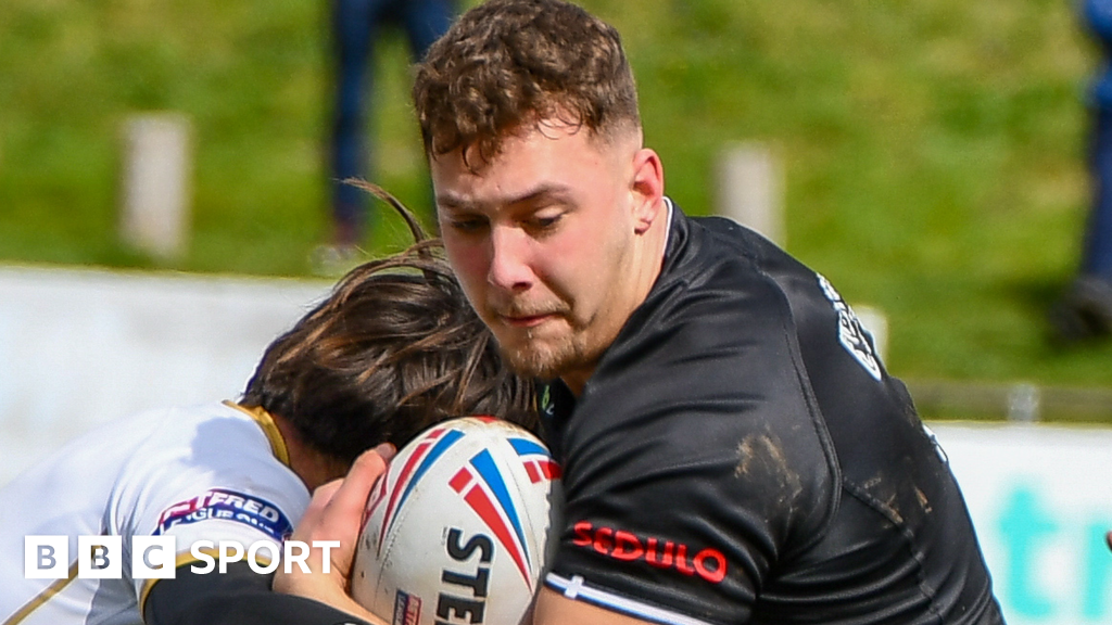 Nathan Cullen: Cornwall back row agrees new contract for 2024 - BBC Sport