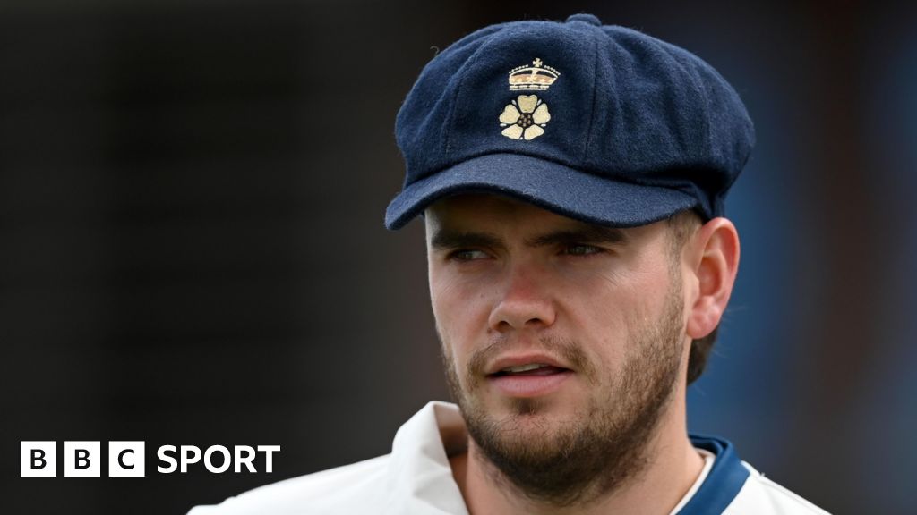 Sam Conners: Durham sign Derbyshire seamer on two-year deal - BBC Sport