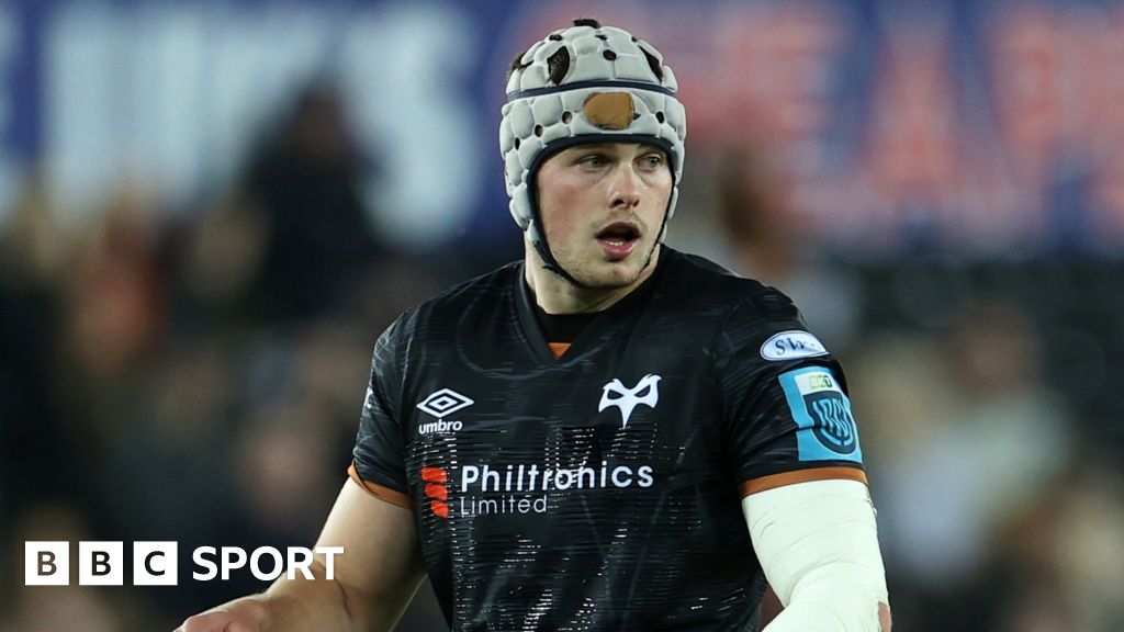 Ospreys re-sign Tristan Davies, Luke Scully, Ben Warren, Rhys Henry and ...