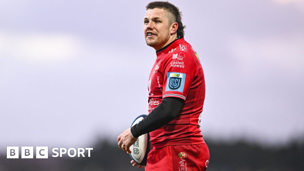 Scarlets: Joe Roberts and Steff Evans set for lengthy spells on ...