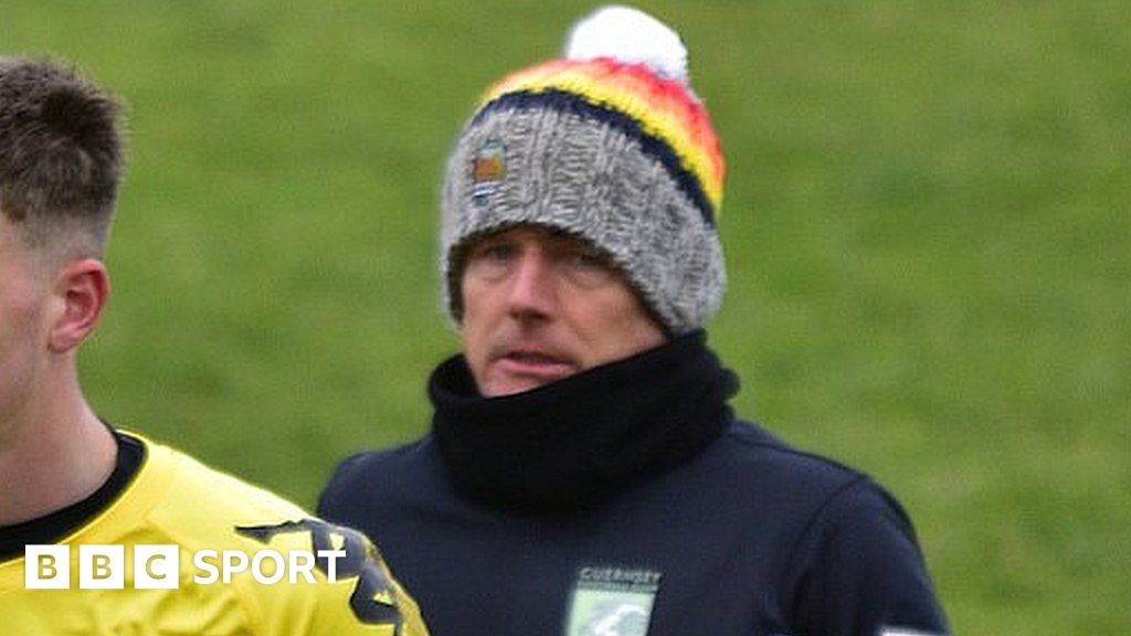 Guernsey FC coach Steve Sharman praises character after Herne Bay draw ...