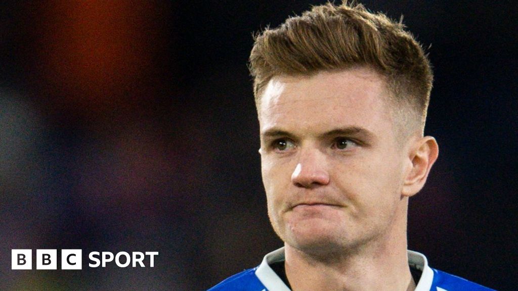 Mark Shelton: Hartlepool United midfielder signs new contract - BBC Sport