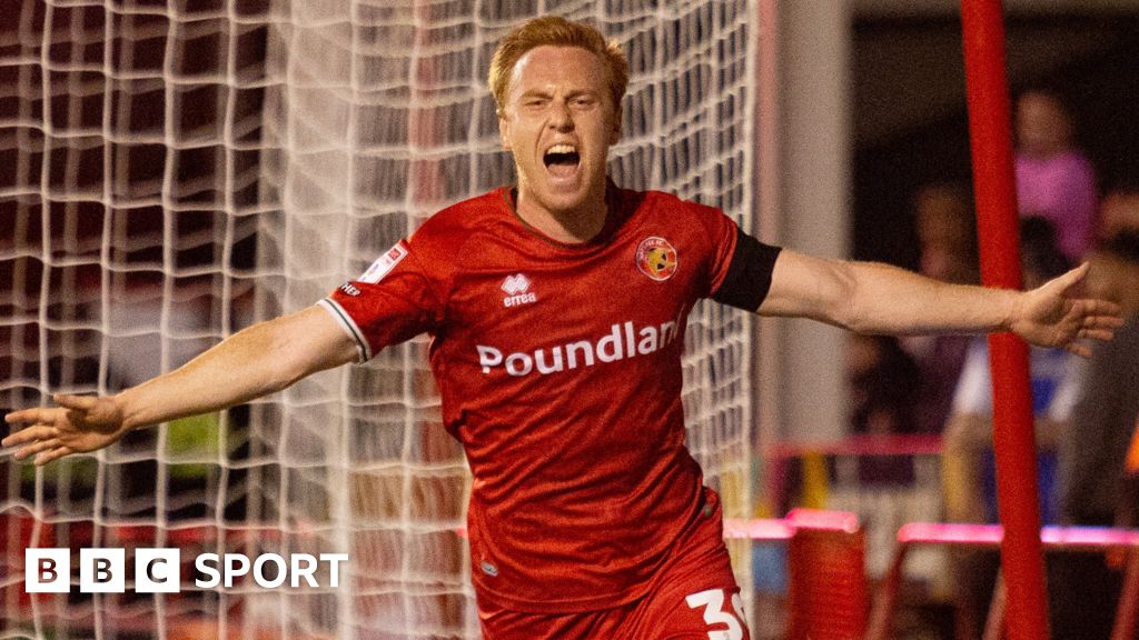 Danny Johnson: Walsall striker unsure about future beyond January - BBC ...