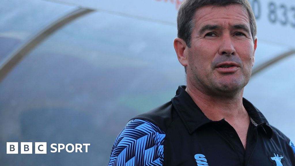 Nigel Clough: Mansfield Town boss discussing new deal with League Two ...