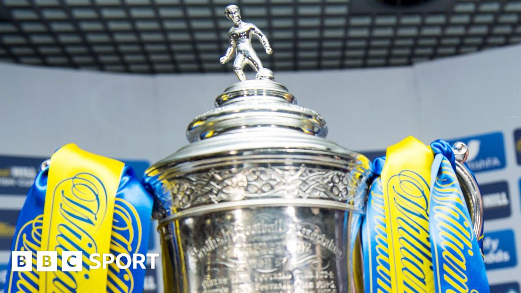 Scottish Cup debutants BSC Glasgow fight on - BBC Sport