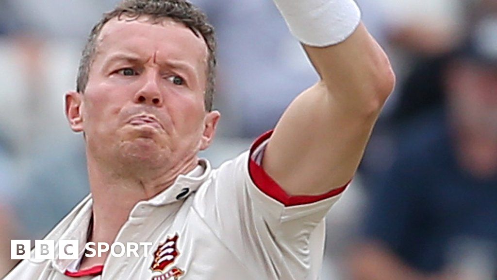 Peter Siddle: Australian paceman delays Essex return until 2021 - BBC Sport