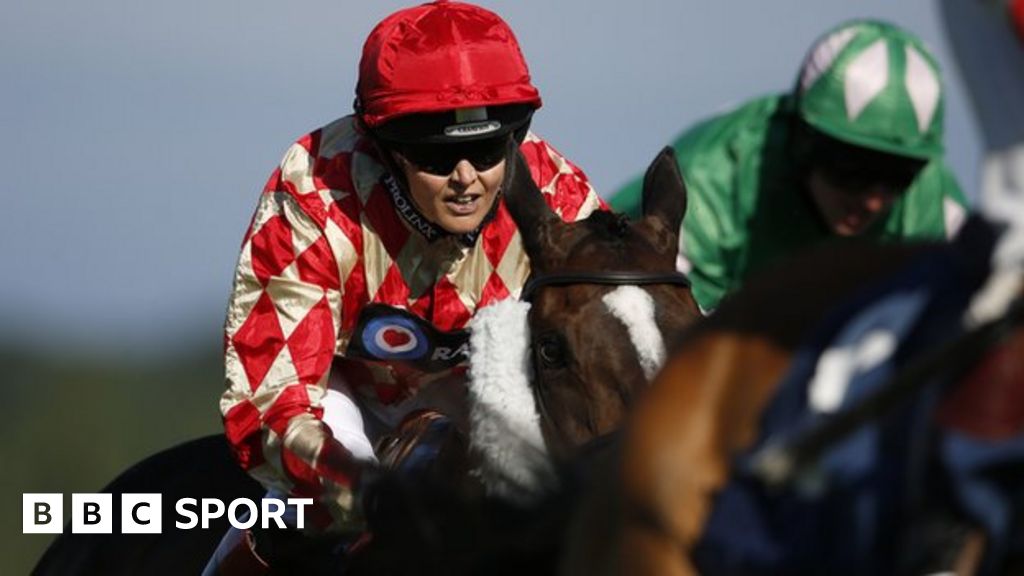 Victoria Pendleton: Olympic champion eighth on jockey debut - BBC Sport