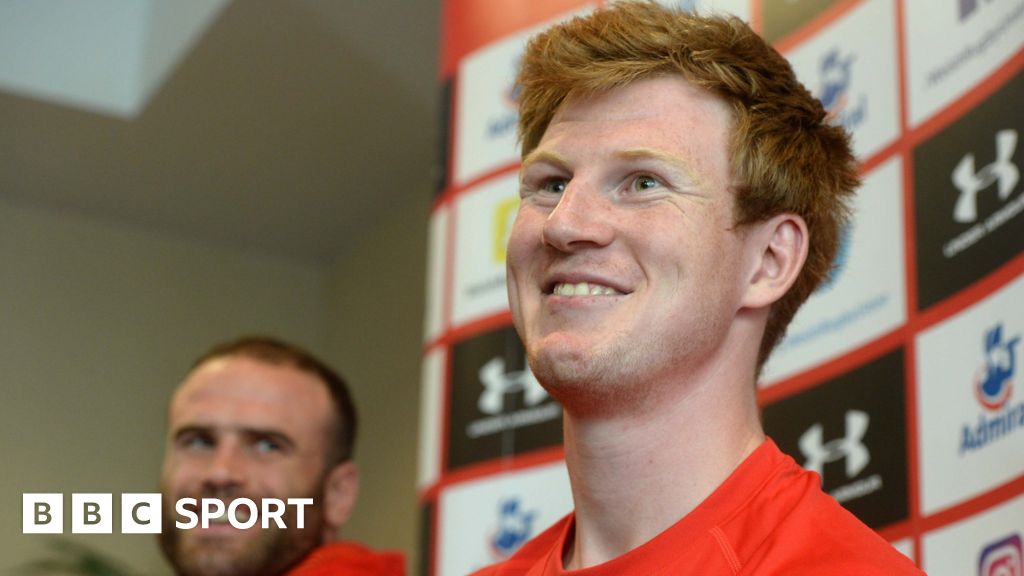 Rhys Patchell: Wales start against New Zealand caps whirlwind week ...