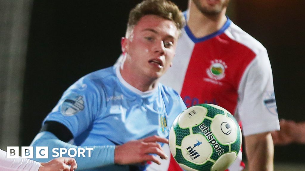 Matthew Shevlin: Striker signs for Linfield after leaving Ballymena ...