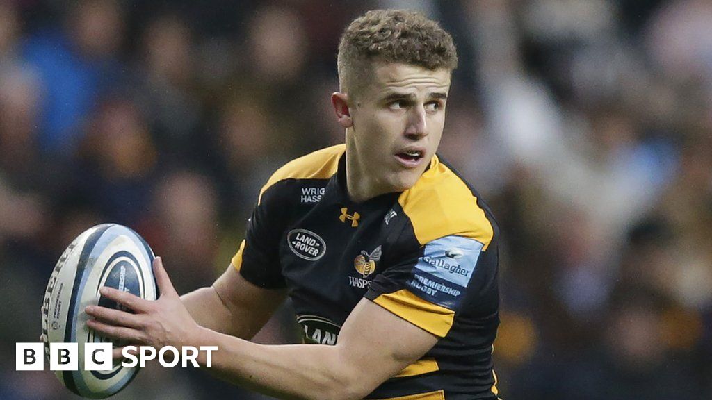 Billy Searle: Worcester Warriors sign Wasps fly-half on two-year deal ...