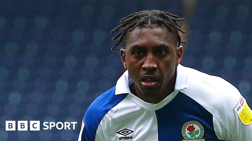 Amari'i Bell: Luton Town sign former Blackburn Rovers defender - BBC Sport