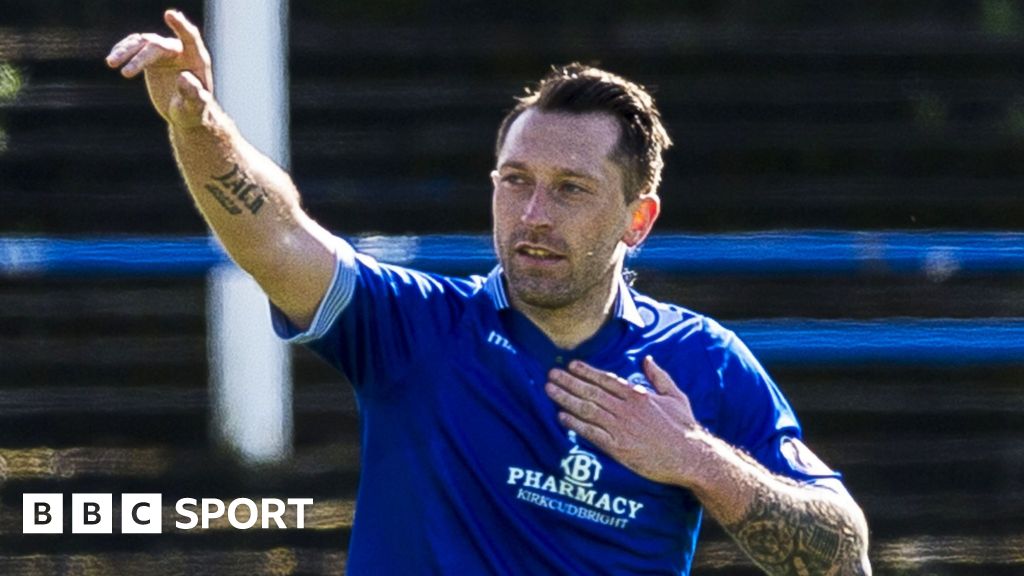 Stephen Dobbie: Prolific striker would only leave Queen of the South ...