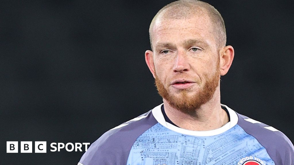 Joe Garner: Carlisle United striker wants to help push return to League ...