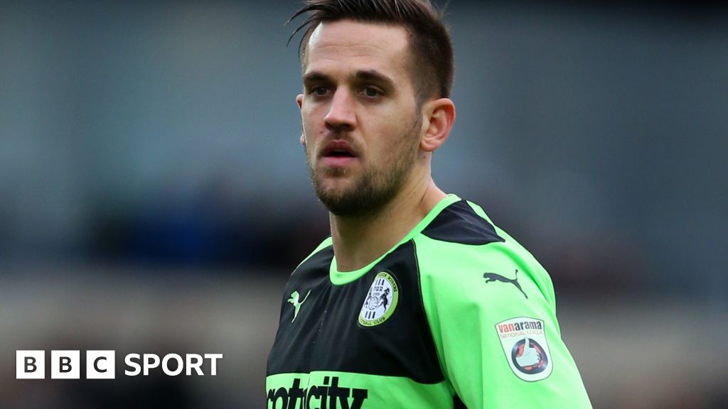 Darren Carter: Forest Green Rovers midfielder signs new one-year ...