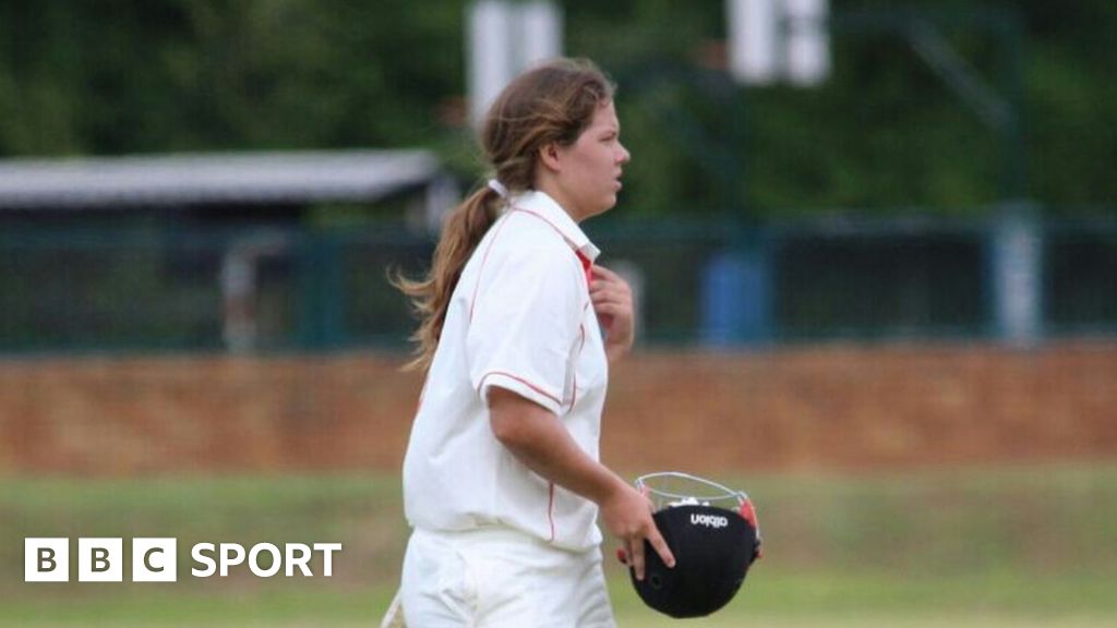 'One-woman team': Cricketer scores 160 but rest of players get ducks ...