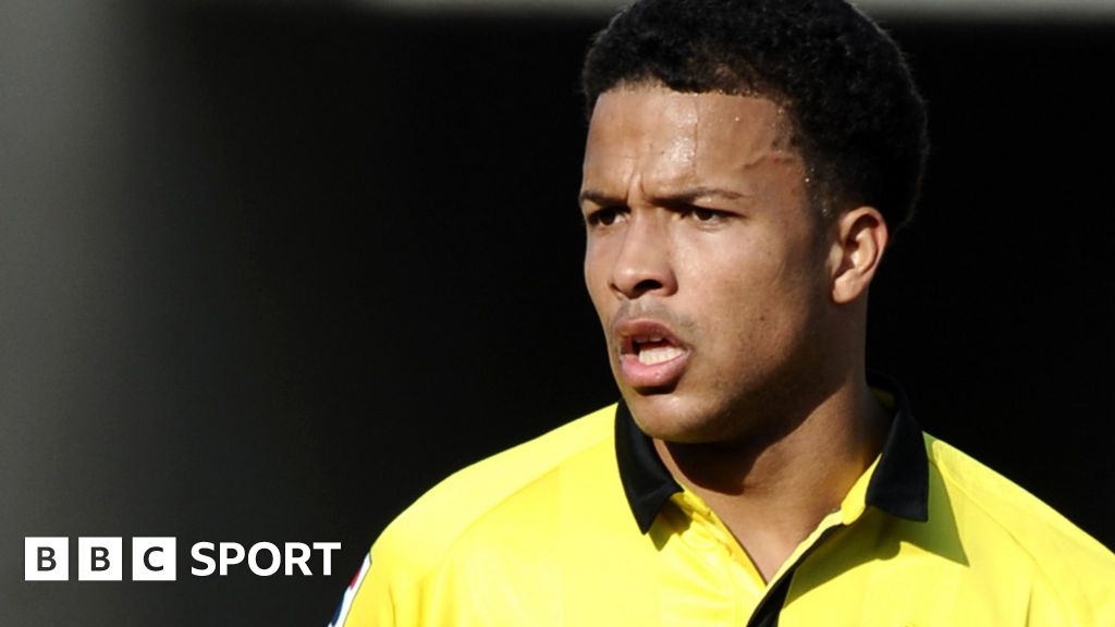 Joe Thompson: Rochdale re-sign midfielder on six-month deal - BBC Sport