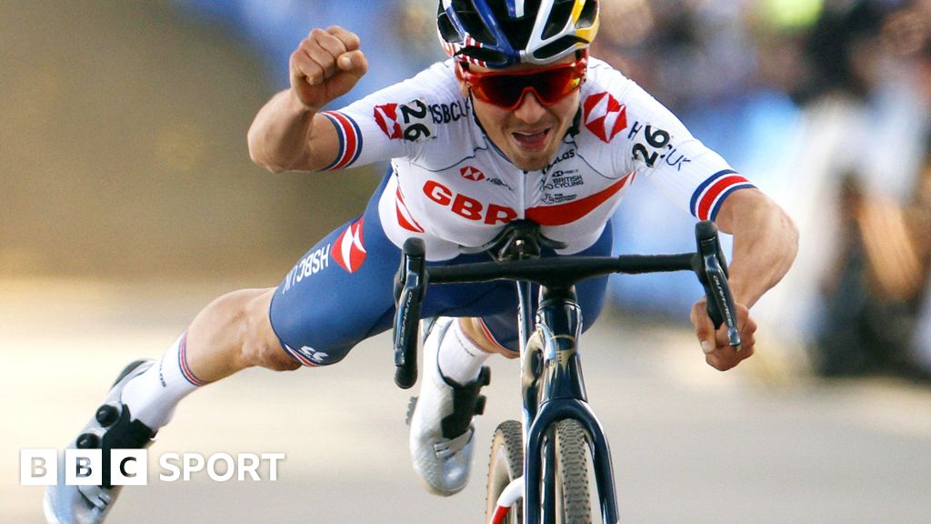 Tom Pidcock wins Cyclo-cross World Championship title - BBC Sport