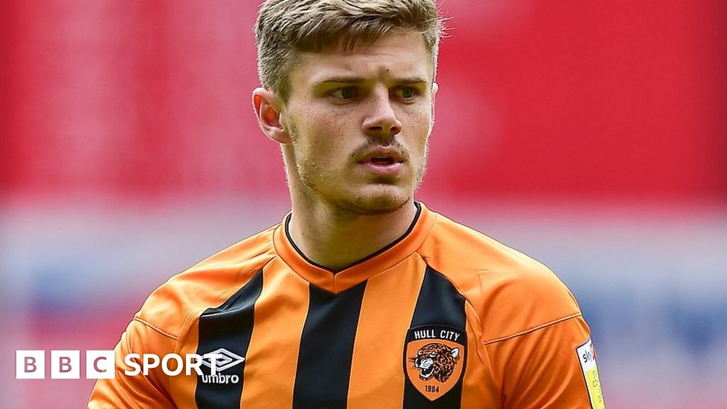 Regan Slater: Hull City sign Sheffield United midfielder for ...