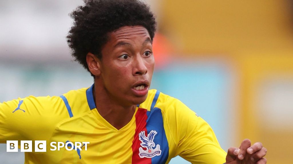 Sean Robertson: Forest Green Rovers sign ex-Crystal Palace winger - BBC ...