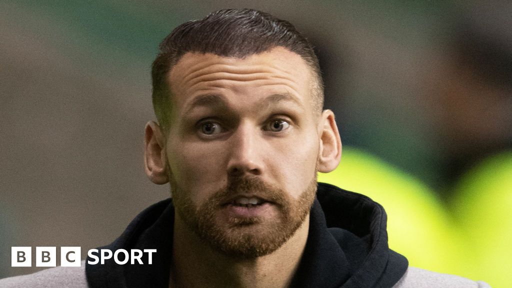 Martin Boyle: Hibernian winger out for rest of season after knee ...