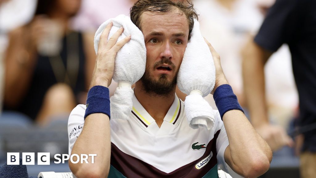 US Open 2023 results: Daniil Medvedev overcomes heat to beat Andrey Rublev, Carlos Alcaraz wins ...