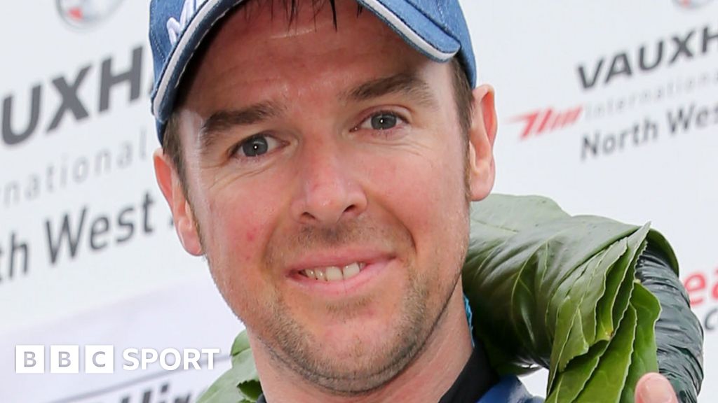 British Superbikes: Seeley second and Irwin seventh at Oulton Park ...