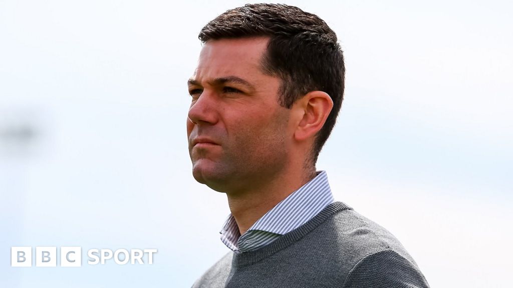 Anthony Pulis: Like father like son for Saint Louis boss - BBC Sport