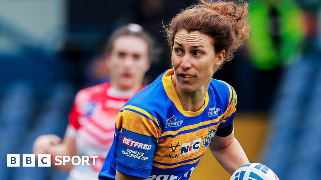 Wales v England: Courtney Winfield-Hill and Caroline Collie in visitors ...