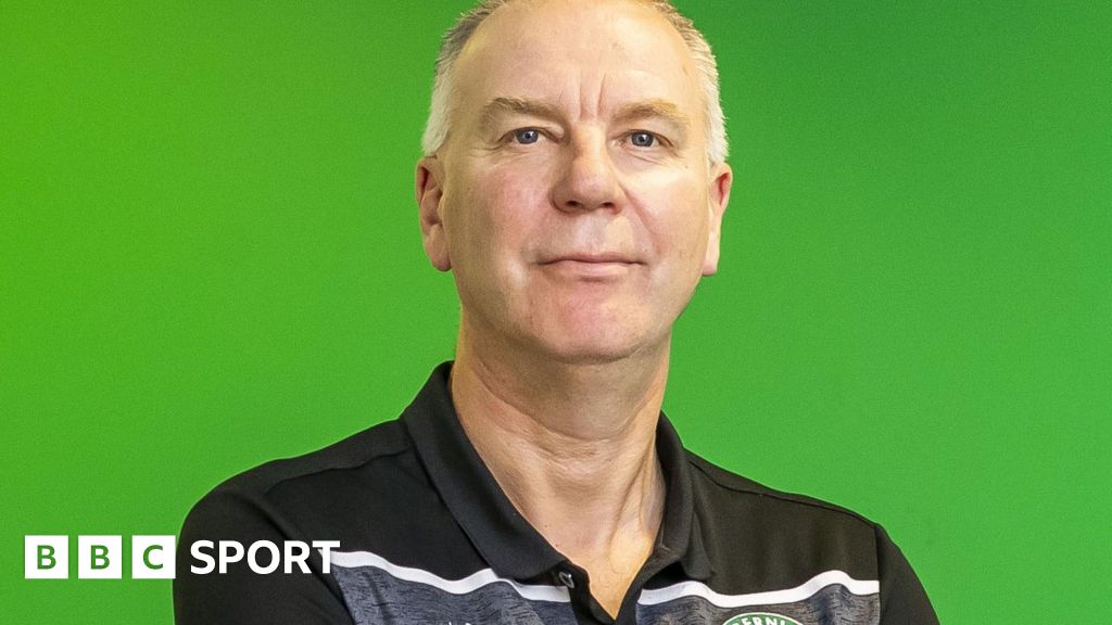 Hibernian: Head of football operations George Craig to retire at end of ...