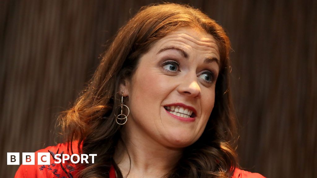 Women's Six Nations 2021: Fiona Coghlan calls for 'normal' Six Nations ...