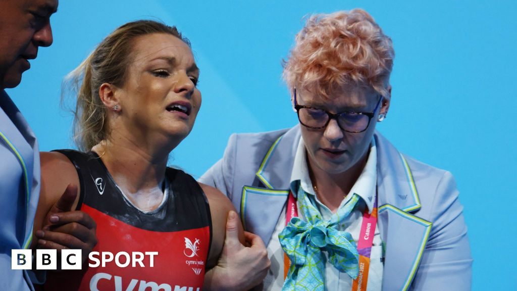 Commonwealth Games: Wales weightlifter Amy Salt explains her battle ...