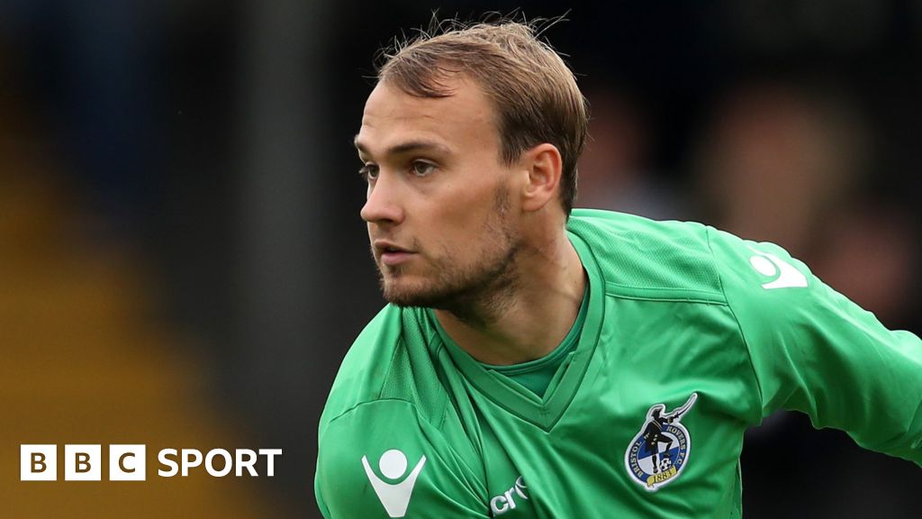Sam Slocombe: Lincoln City sign Bristol Rovers goalkeeper on an ...