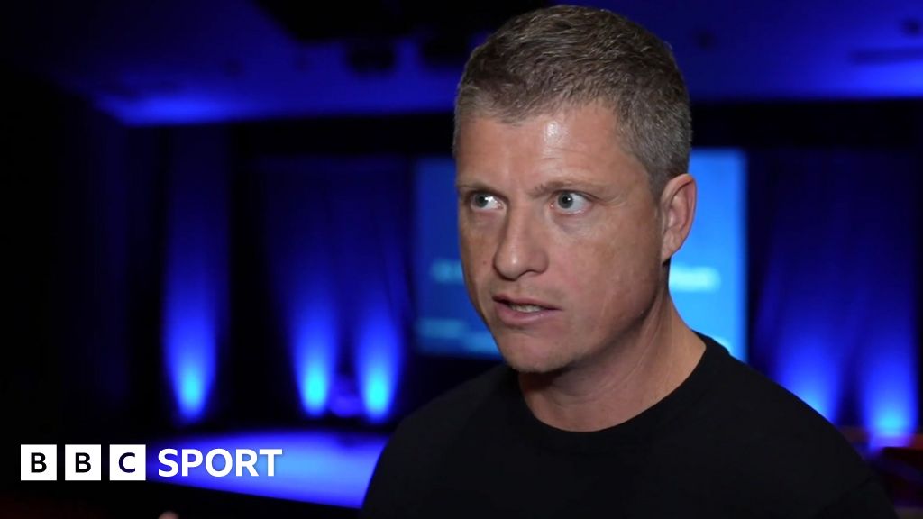 Southend United: Consortium hope to complete takeover next month - BBC ...