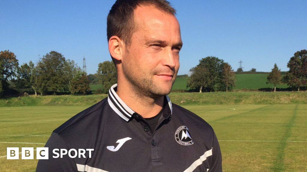 Kevin Nicholson: Torquay United boss says attackers have freedom - BBC ...