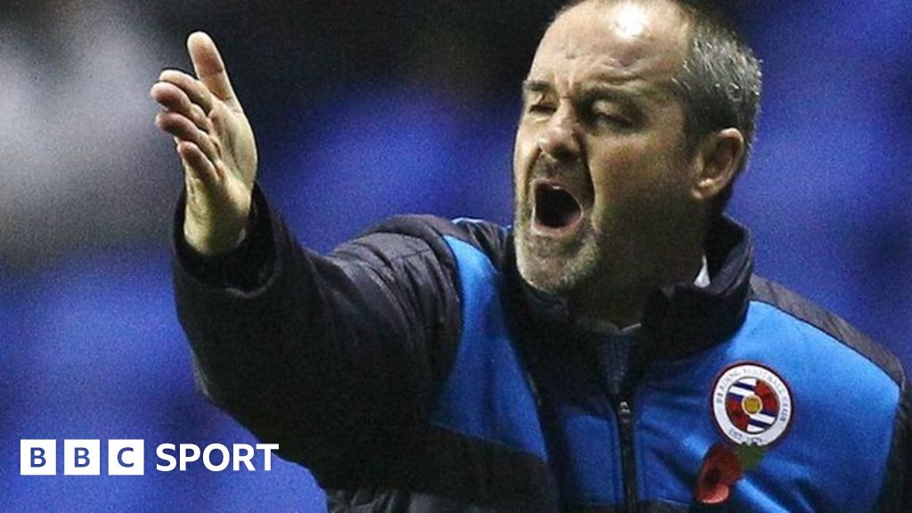 Steve Clarke: Reading manager to stay following Fulham talks - BBC Sport