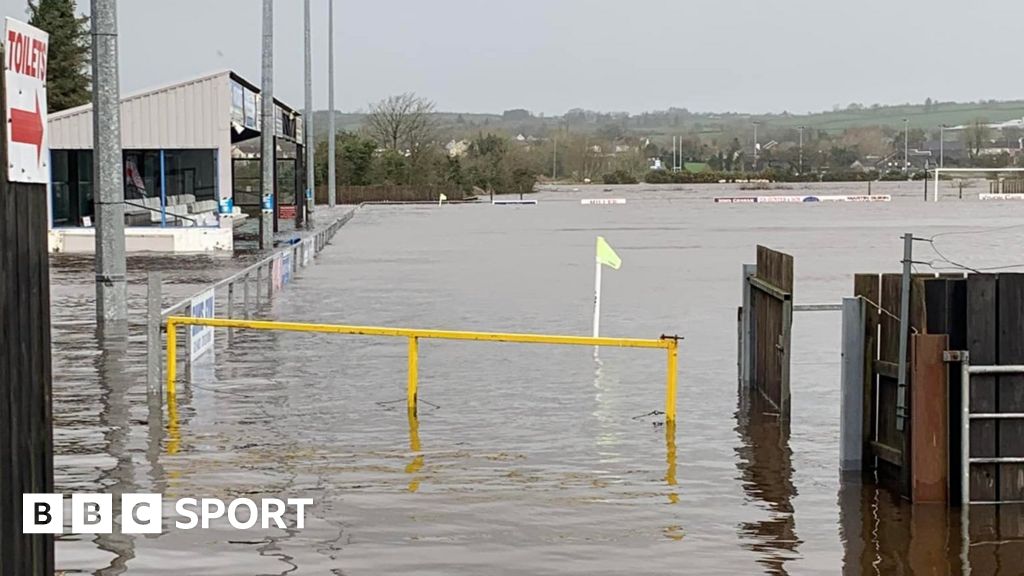 Dergview: Darragh Park flooding highlights stadia issue - Canning - BBC ...