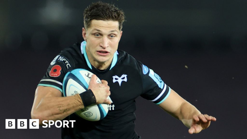 Max Nagy: Ospreys full-back out for 'quite a few weeks' with ankle ...