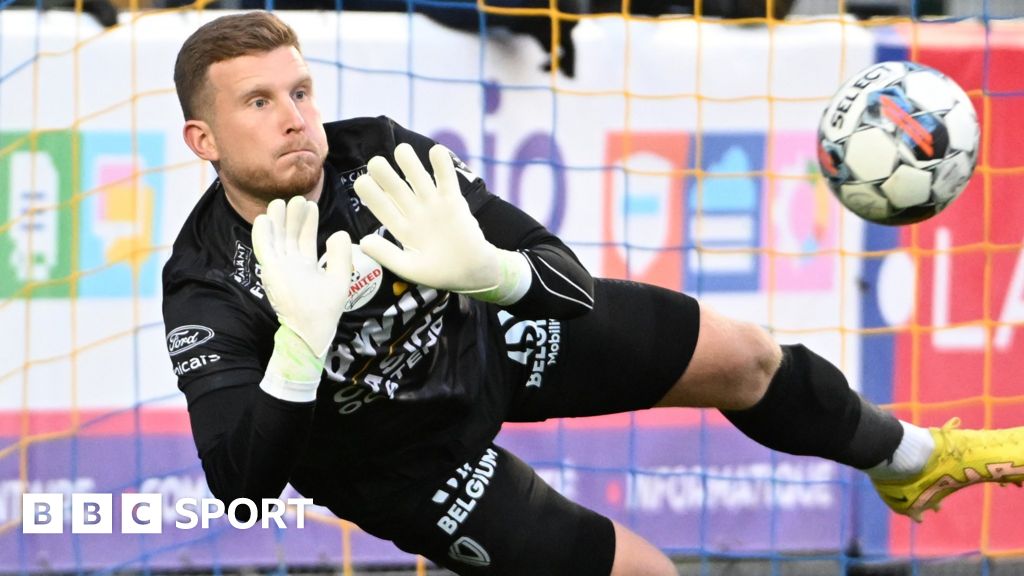 Dillon Phillips: Rotherham United sign goalkeeper after Cardiff City ...