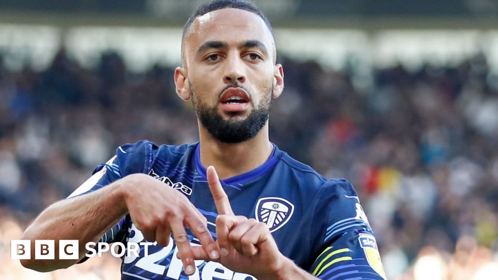 Kemar Roofe: Leeds United forward completes Anderlecht move - BBC Sport