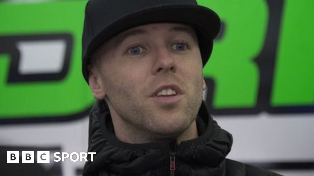 Michael Laverty remains with Tyco BMW team for second season - BBC Sport