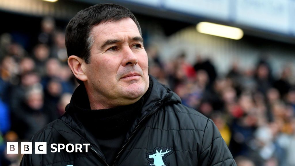 Nigel Clough: Mansfield Town boss calls for greater 'flexibility' with ...