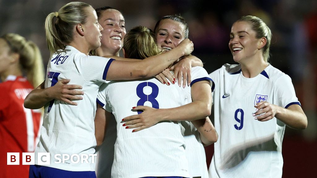 England 7-2 Austria: Grace Clinton scores on 'dream debut' as Lionesses ...